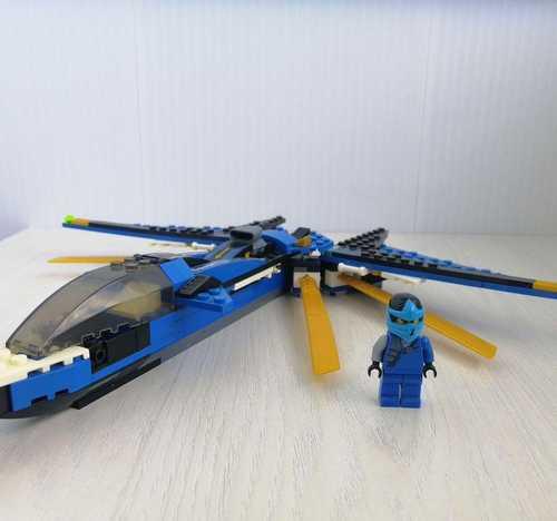 Lego ninjago 9442 истребитель Джея