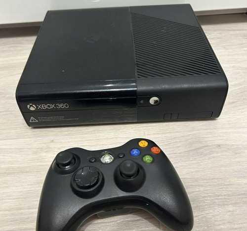 Xbox 360 Е прошитая freeboot+67 игр