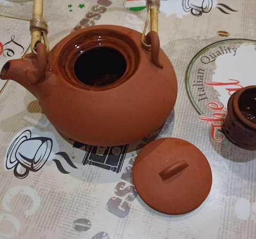 Заварочный чайник из красной глины