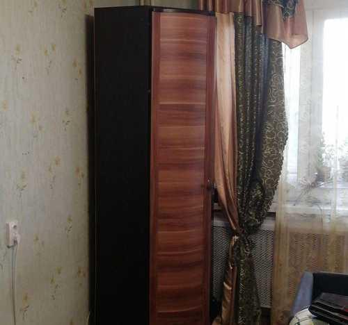 Угловой шкаф