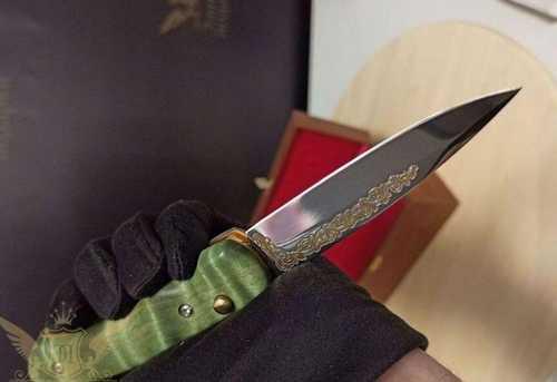 Коллекционный складной нож зелёного цвета