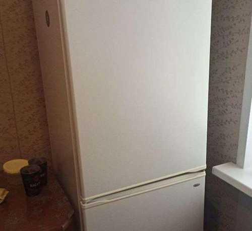 Холодильник 2х камерный бу Атлант kshd 152