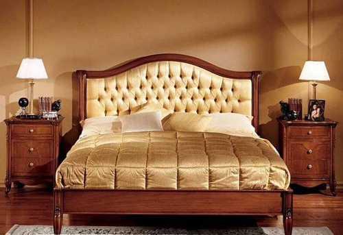 Кровать из массива дерева бу