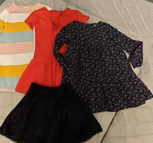 Пакетом 3 платья  юбка Zara на 4-5 лет (104-110)