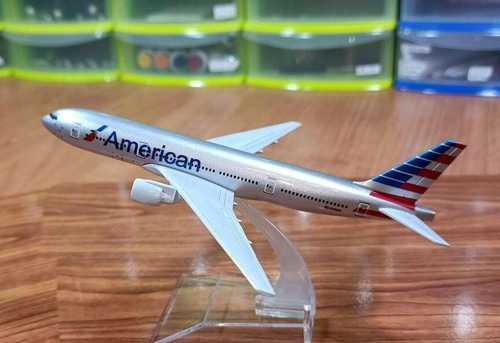 Модель самолета Boeing 777 American Airlines