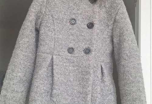 Пальто на девочку (110)