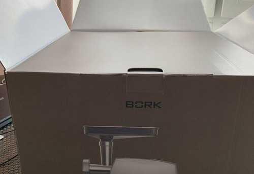Мясорубка электрическая Bork, новая, в упаковке