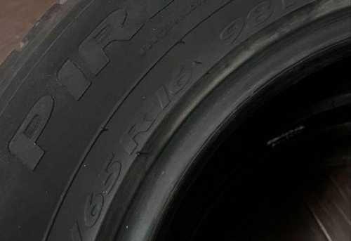 Pirelli Scorpion STR 215/65 R16