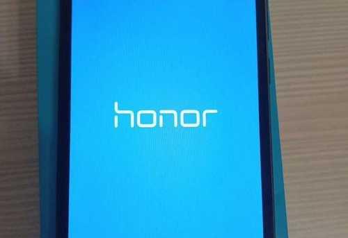 Телефон Honor 7s
