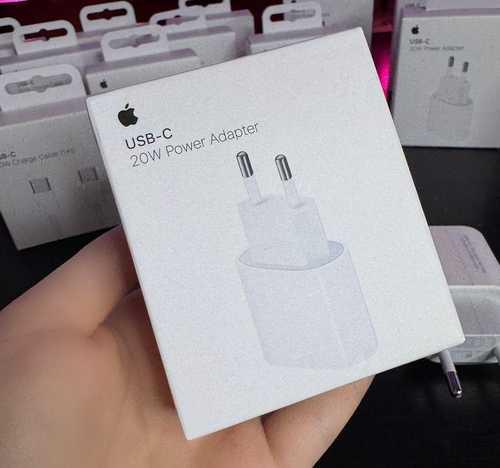 Сетевое зарядное устройство 20W USB-C Power Adapte