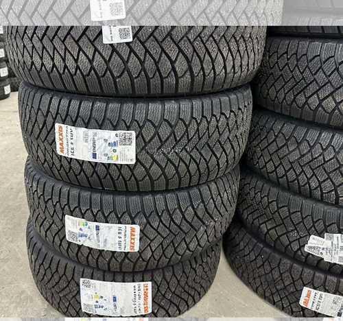 Maxxis Premitra Ice 5 SUV / SP5 265/65 R17 112