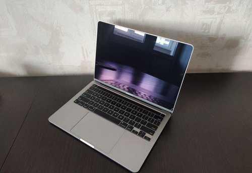 MacBook Pro 13 2022