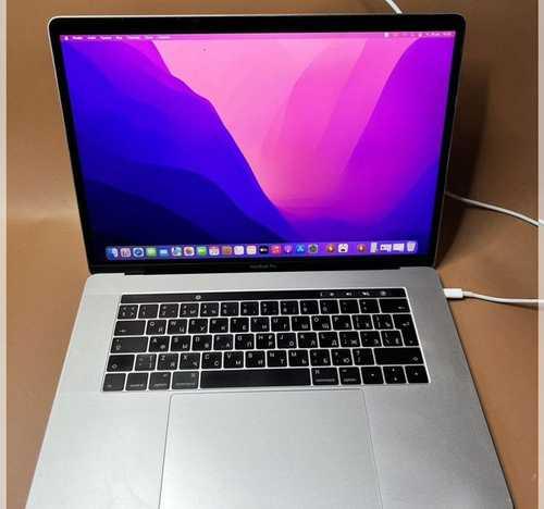 Apple macbook pro 15 2017