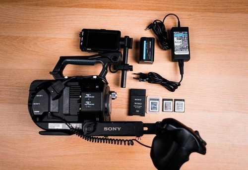Видеокамера/кинокамера Sony PXW-FS7 + аксессуары