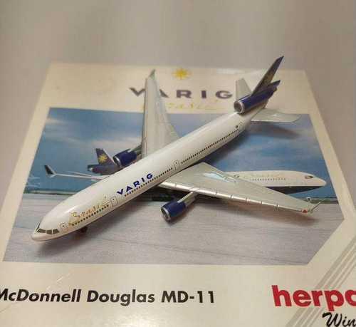 Модель самолета varig MD-11 Herpa 1/500