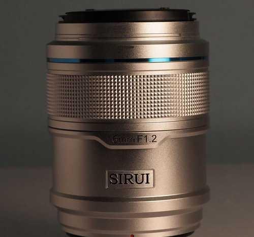 Sirui Sniper 16mm F1.2 AF APS-C Fujifilm