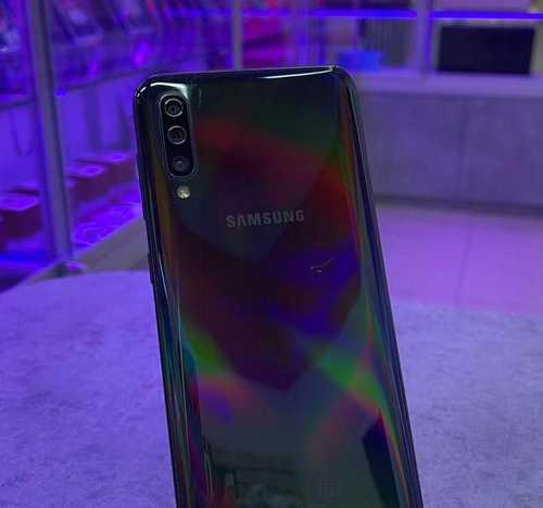 Samsung Galaxy A50, 4/64 ГБ