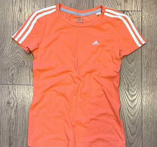 Футболка adidas