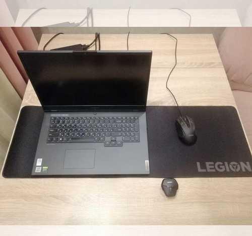 Ноутбук Lenovo Legion 5 17IMH05H