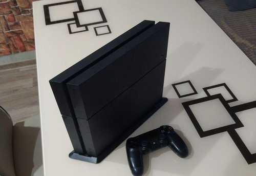 Sony PS4 500gb Fat с геймпадом