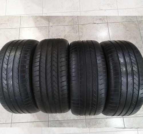 Goodyear EfficientGrip Performance SUV 285/40 R20