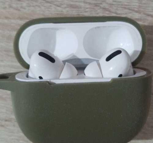 Беспроводные наушники airpods