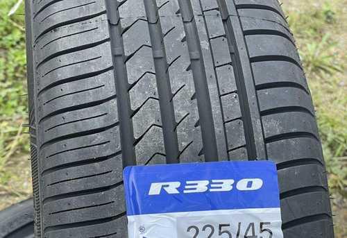 Winrun R330 225/45 R18 и 255/40 R18 95W