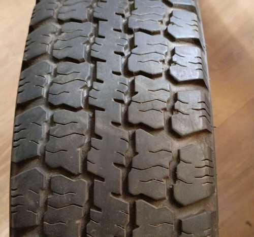 Accelera 651 185/75 R16C