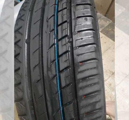 Viatti Strada Asimmetrico 195/65 R15