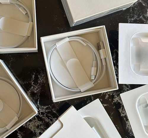 Кабель apple lightning usb iPhone новый