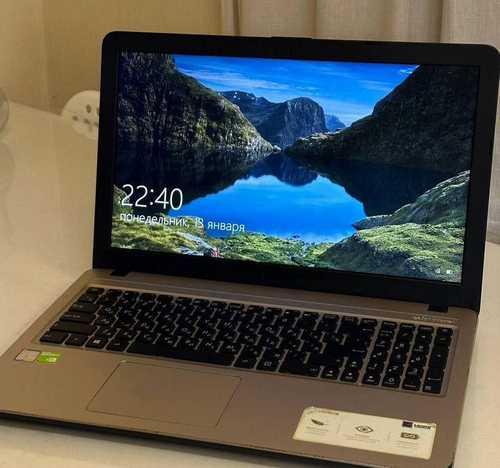 Asus vivobook K540U/I3-7020U /4GB/256GB/GFR MX110