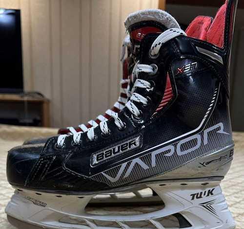 Коньки хоккейные bauer vapor X3,7 9,5 EE