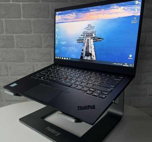 Lenovo Thinkpad X1 Carbon Gen7 i5-8265U/8/256