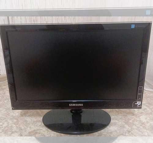 Монитор Samsung syncmaster p2050