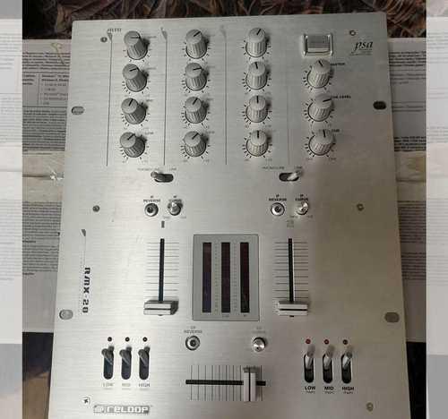 Микшерный пульт Reloop RMX-20