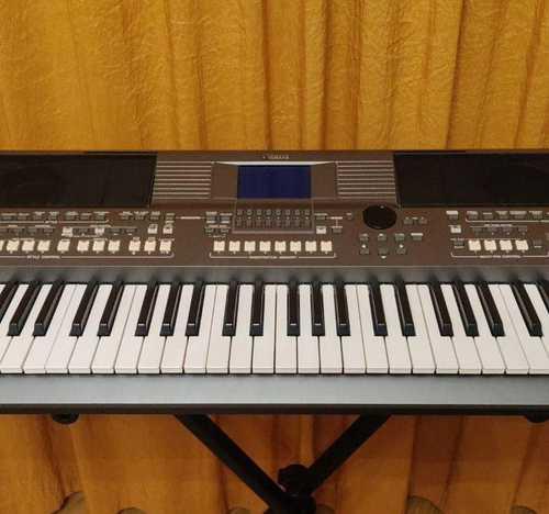 Синтезатор yamaha PSR-S670   стойка