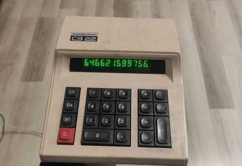 Калькулятор электроника С3 22 (рабочий)
