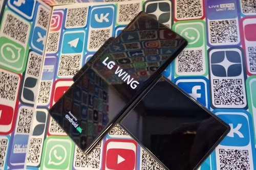 Телефон LG Wing черного цвета 128гб