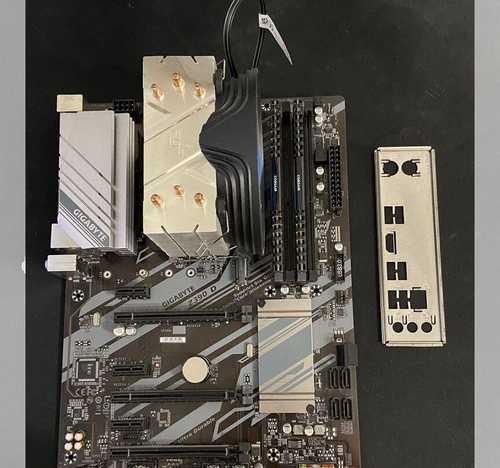 Gigabyte z390   i3 9100f