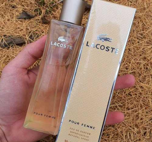 Lacoste pour femme