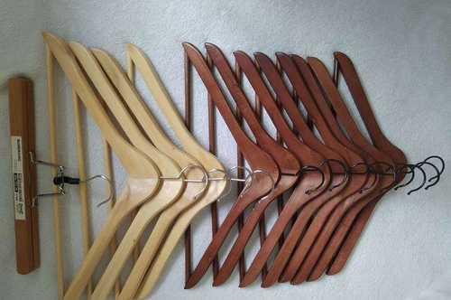 Вешалки плечики IKEA деревянные