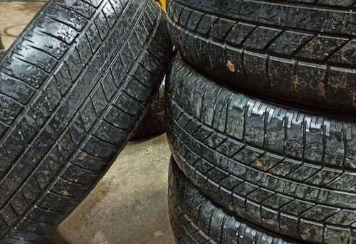 Goodyear Wrangler HP All Weather 255/55 R19