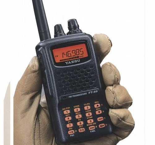 Радиостанция Yaesu FT 60