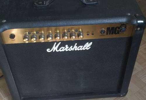 Гитарный комбоусилитель Marshall MG 30 FX