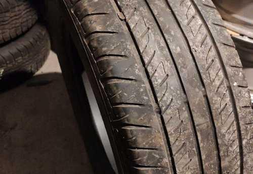 Dunlop Grandtrek PT2 235/65 R17