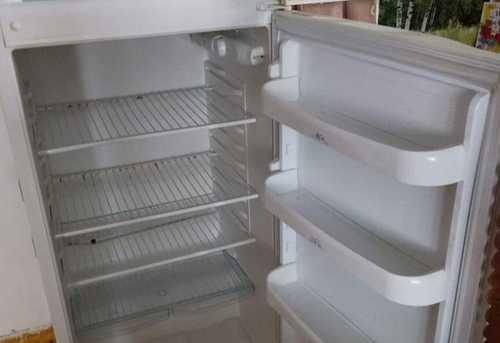 Холодильник б/у в не рабочем состоянии