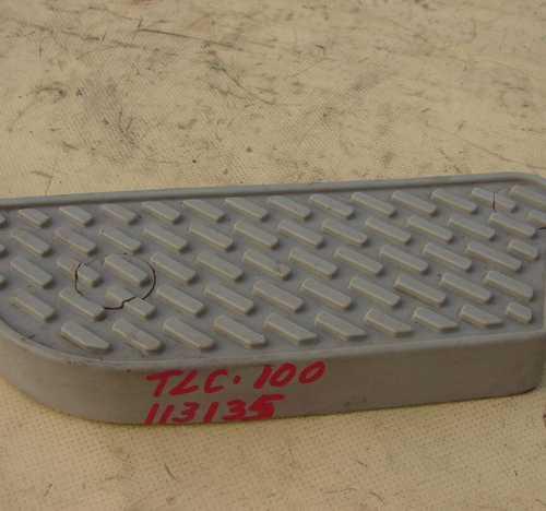 Порожек 3-го ряда беж Toyota land cruiser 100 99