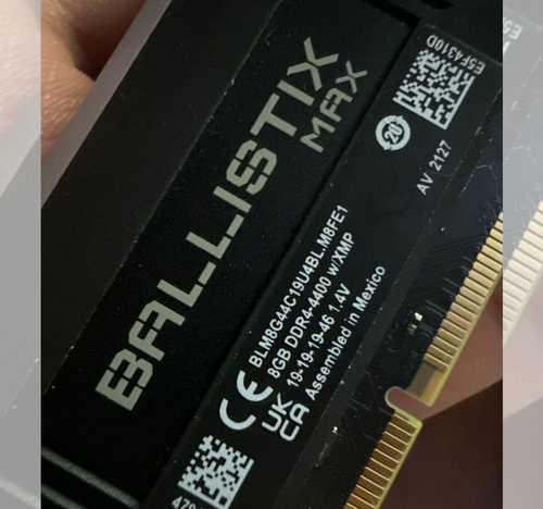 Crucial ballistix ddr4 16gb 4400MHz