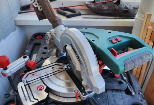 Пила торцовочная Metabo KS 216 M Lasercut