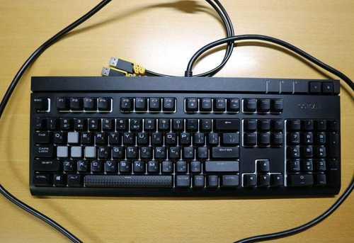 Механическая клавиатура Corsair Strafe RGB